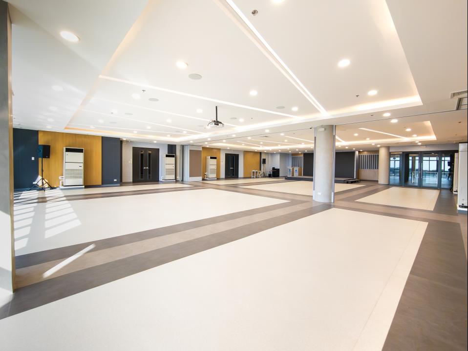 The Top | DS Four Corners